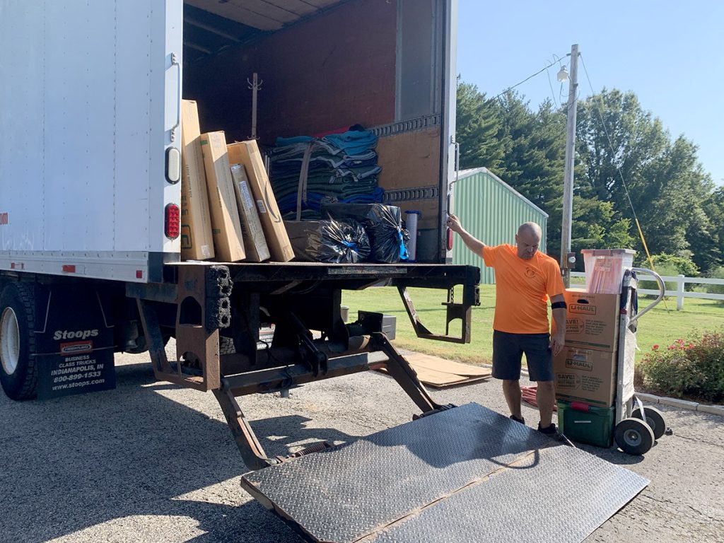 Universal Moving Solutions – Call (618) 942-2994 for a free, no ...